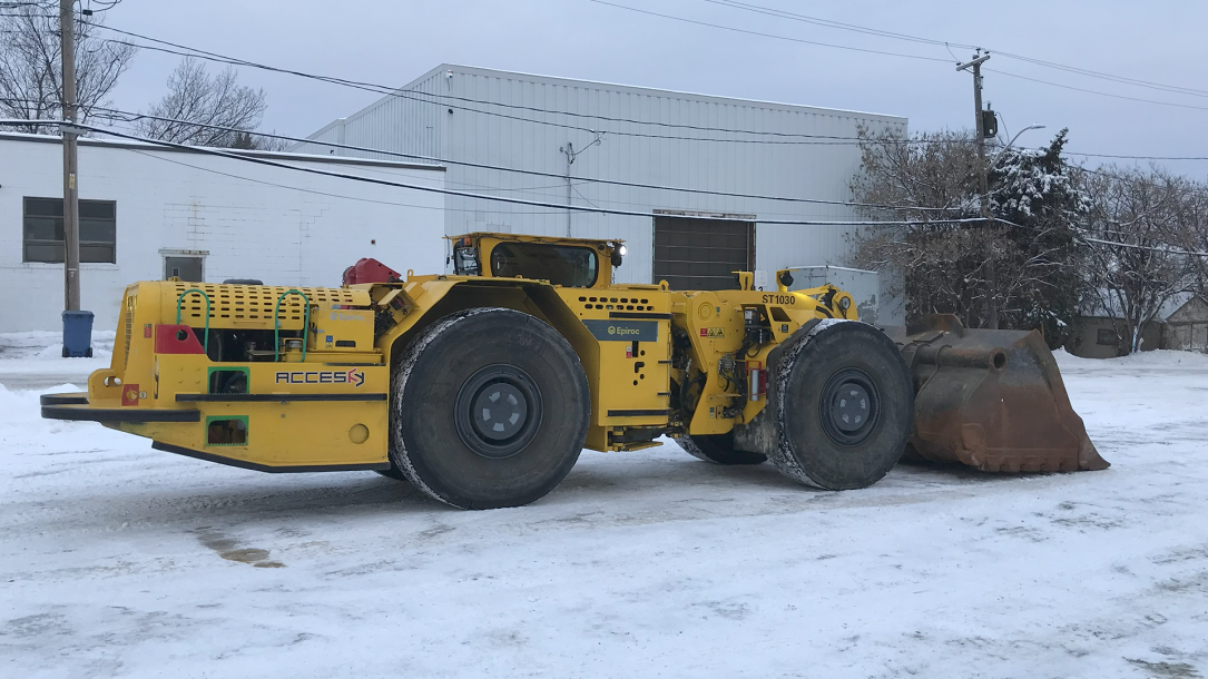 EPIROC SCOOP TRAM ST-1030 | Mining Equip